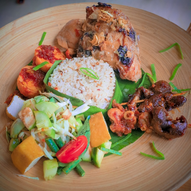 Megatix - Nasi Campur Ayam Bakar Santan | ASTON Pasteur Hotel | Bandung Indonesia